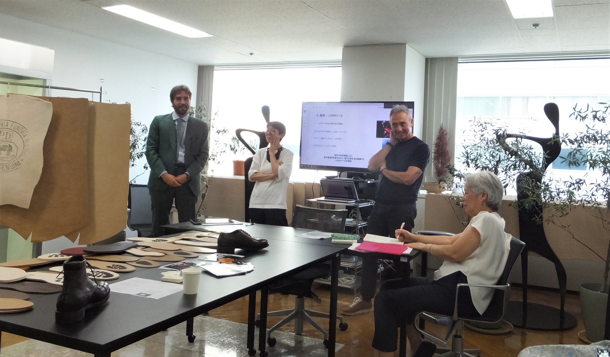 イタリアの植物タンニンなめしによるタンナー2社（PIO DUSINI/ピオ・デゥジーニ、ITALPEL/イタルペル）がプレゼンテーション ...